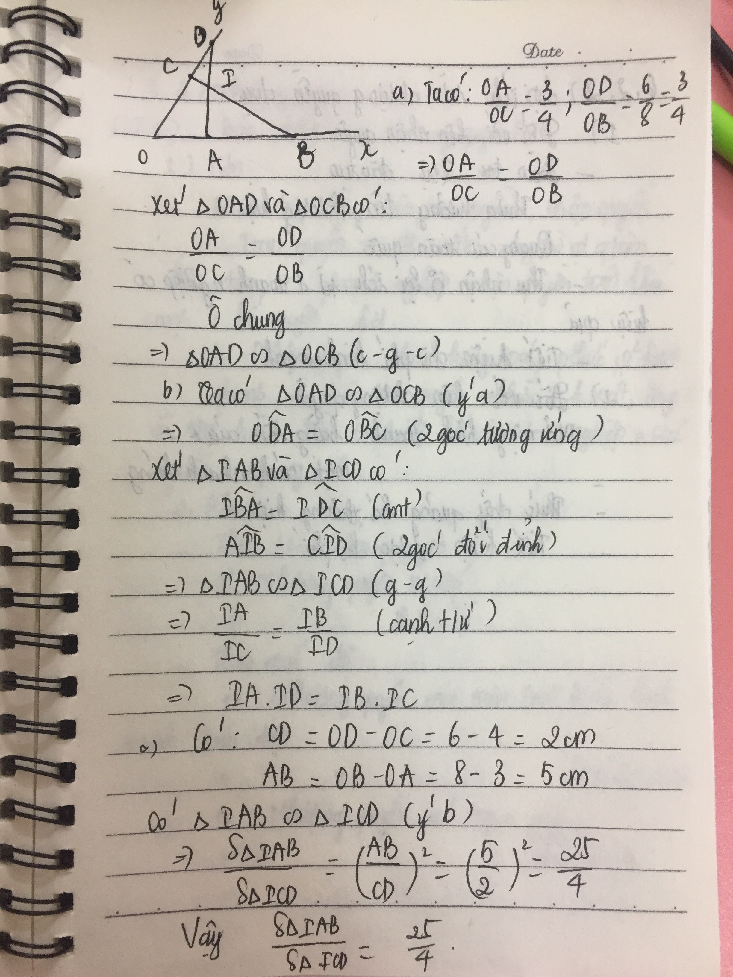 Cho góc xOy. Trên tia Ox lấy hai điểm A và B sao cho OA=3cm, OB=8cm. Trên Oy lấy...