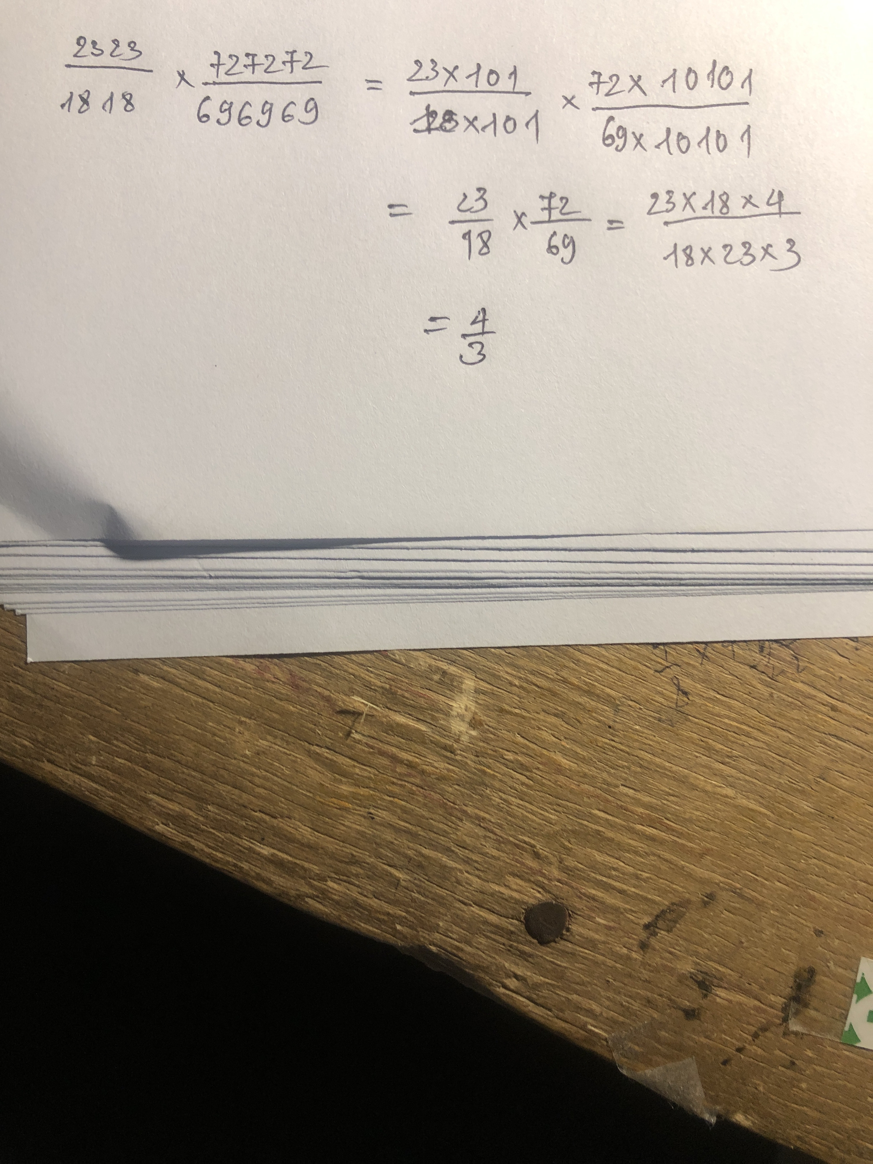 Tính nhanh 2323/1818×727272/696969
