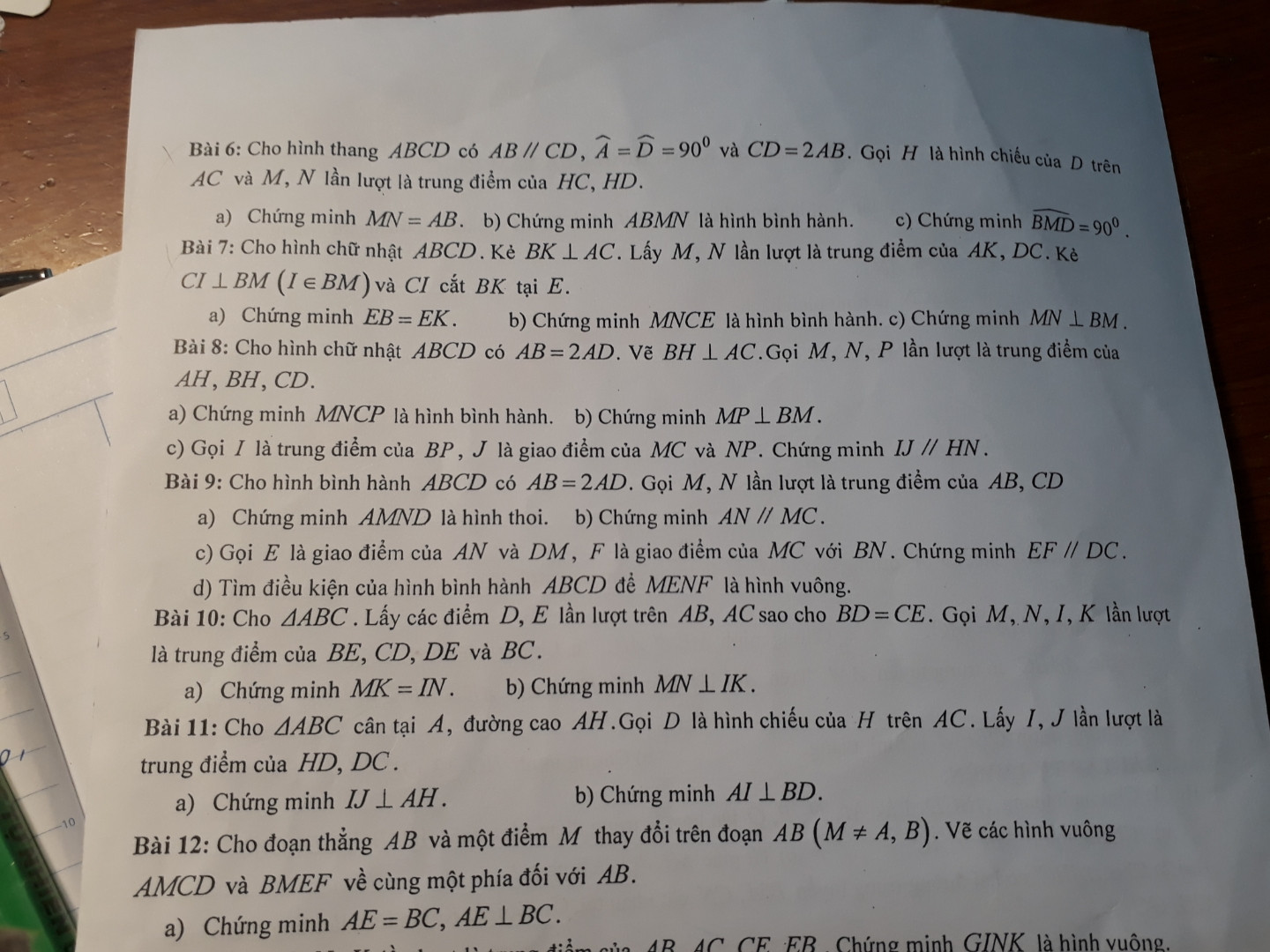 Làm hộ mk bài trong phần bl nha..........